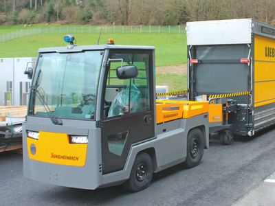 Zugfahrzeuge für den Industry Train Routenzug